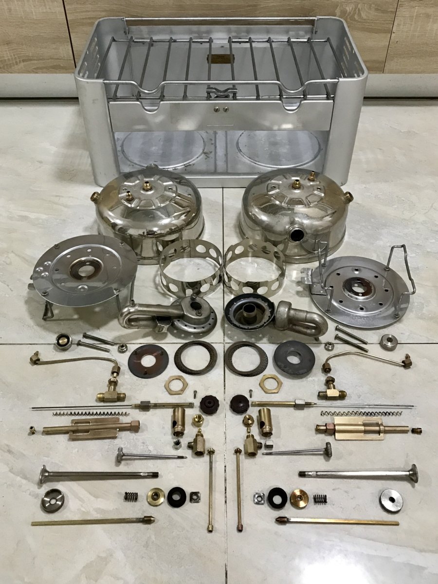 Coleman 345 | Classic Camp Stoves