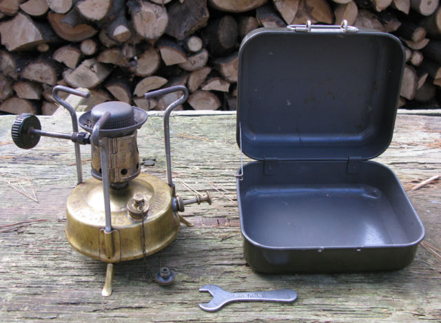 Primus 340 sp, AI (1944), brass | Classic Camp Stoves