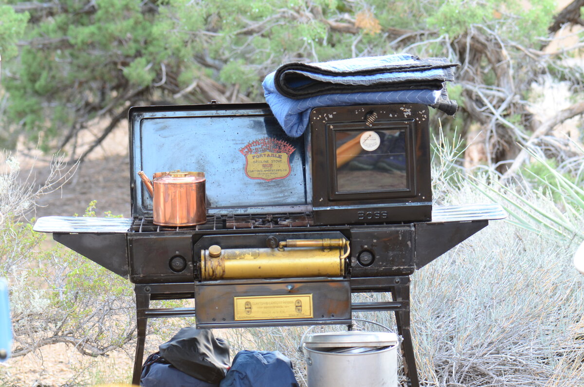 Need information on this vintage stove/oven | Classic Camp Stoves