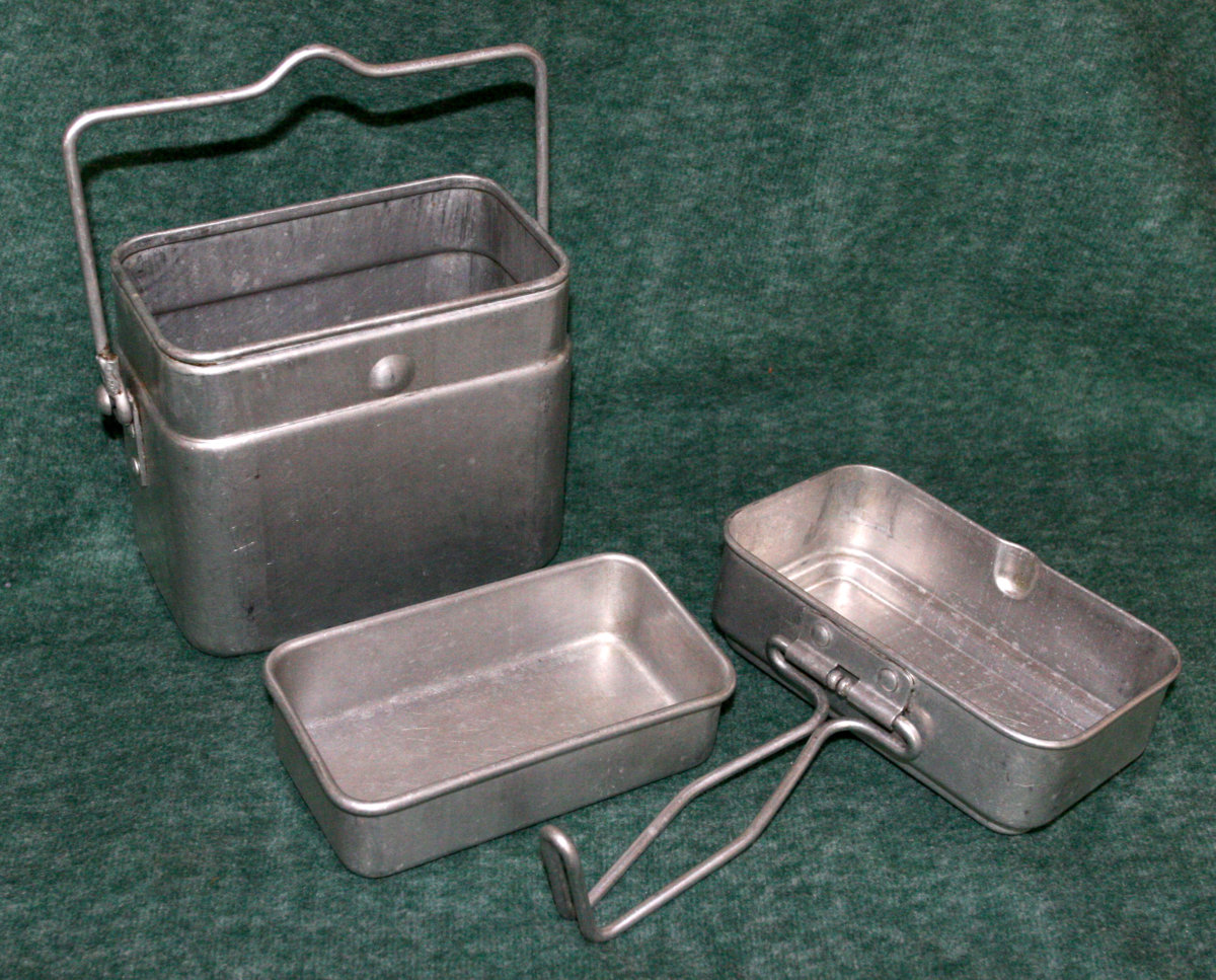 1945 French Mess Tins | Classic Camp Stoves