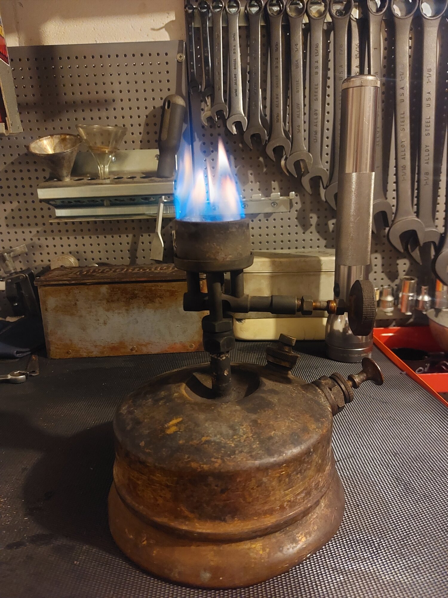 Aequator No 6 | Classic Camp Stoves