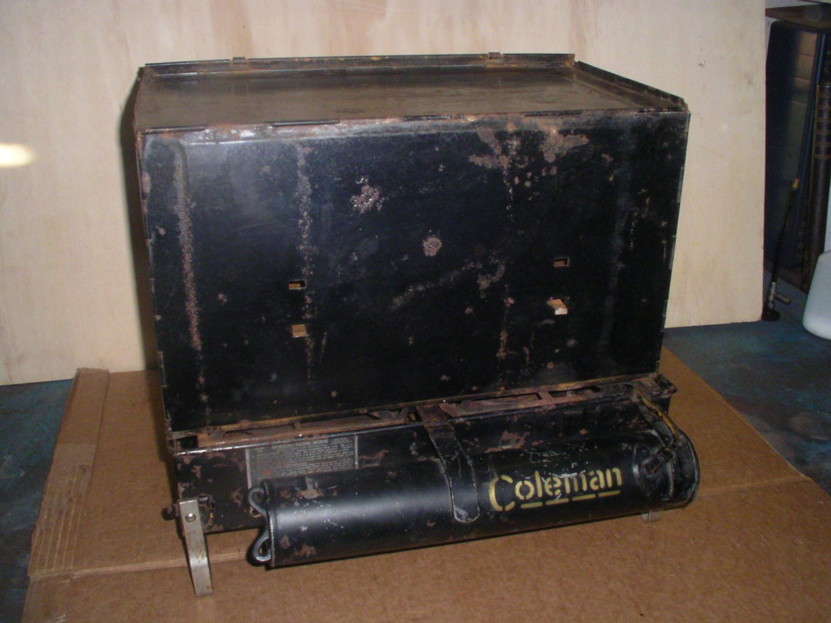 Coleman 2C | Classic Camp Stoves