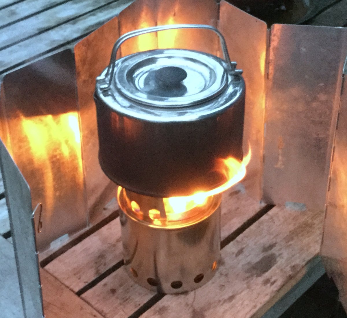 Bushbuddy Ultra wood stove (Canada) | Classic Camp Stoves