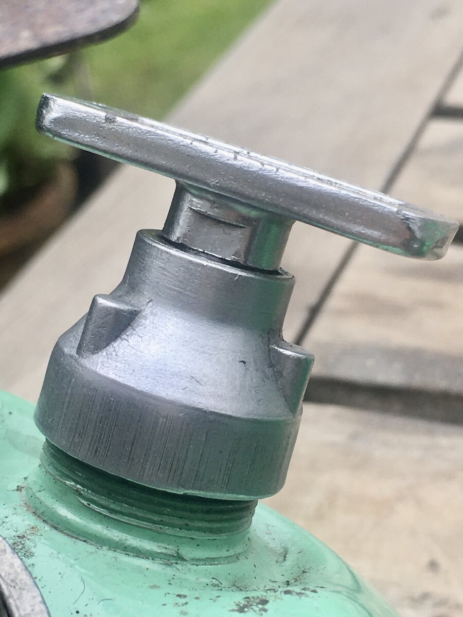 Shmel 2 with ‘post-transitional’ burner | Classic Camp Stoves