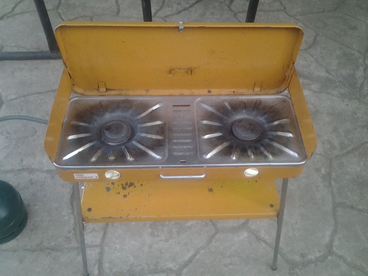 Gorgeous 2 burner table top or free standing Cadaac stove | Classic ...