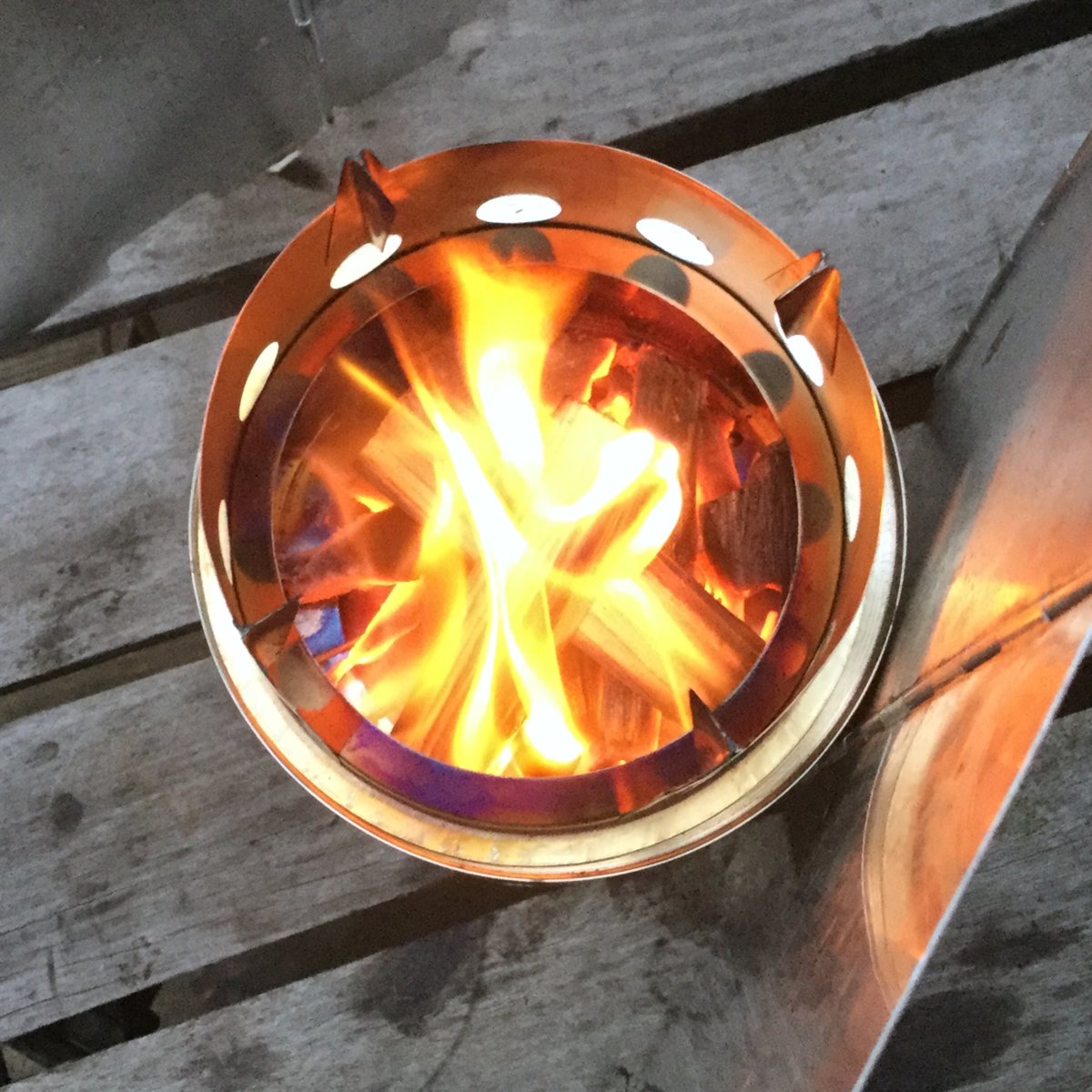 Bushbuddy Ultra wood stove (Canada) | Classic Camp Stoves