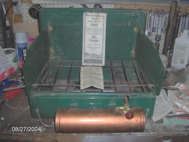 Coleman 4M Canadian suitcase | Classic Camp Stoves