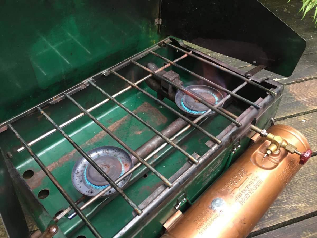 Canadian Coleman 4M dated February 1960 | Classic Camp Stoves