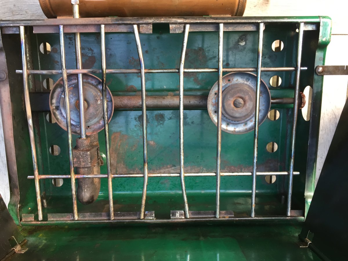 Canadian Coleman 4M dated February 1960 | Classic Camp Stoves