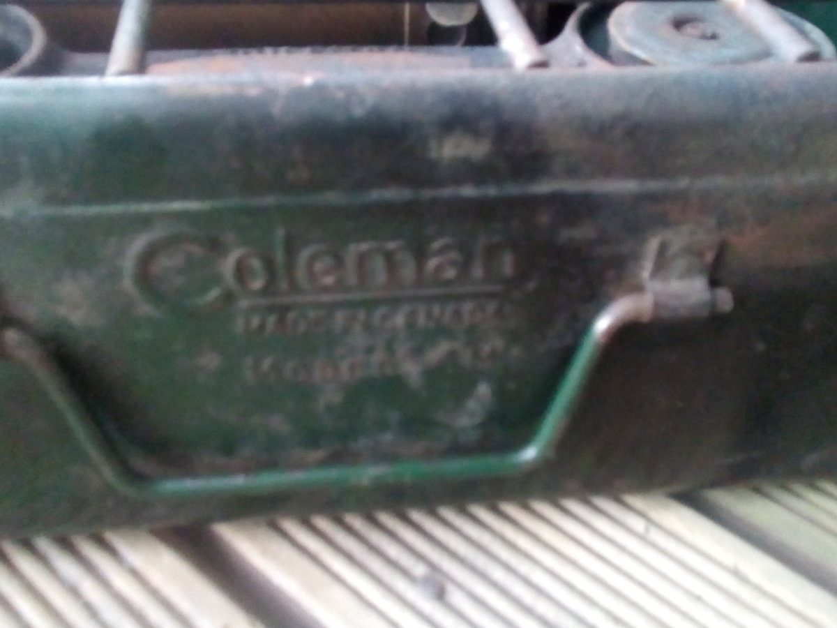 Coleman 4M | Classic Camp Stoves