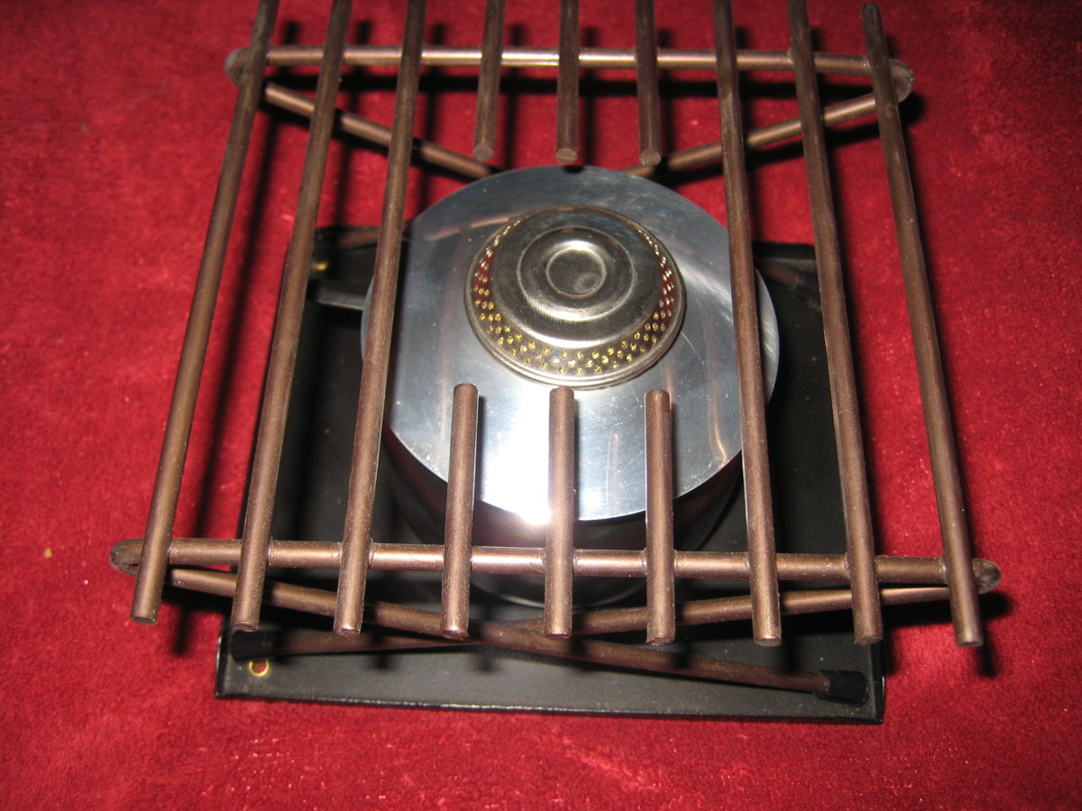 Unknown warming stove | Classic Camp Stoves