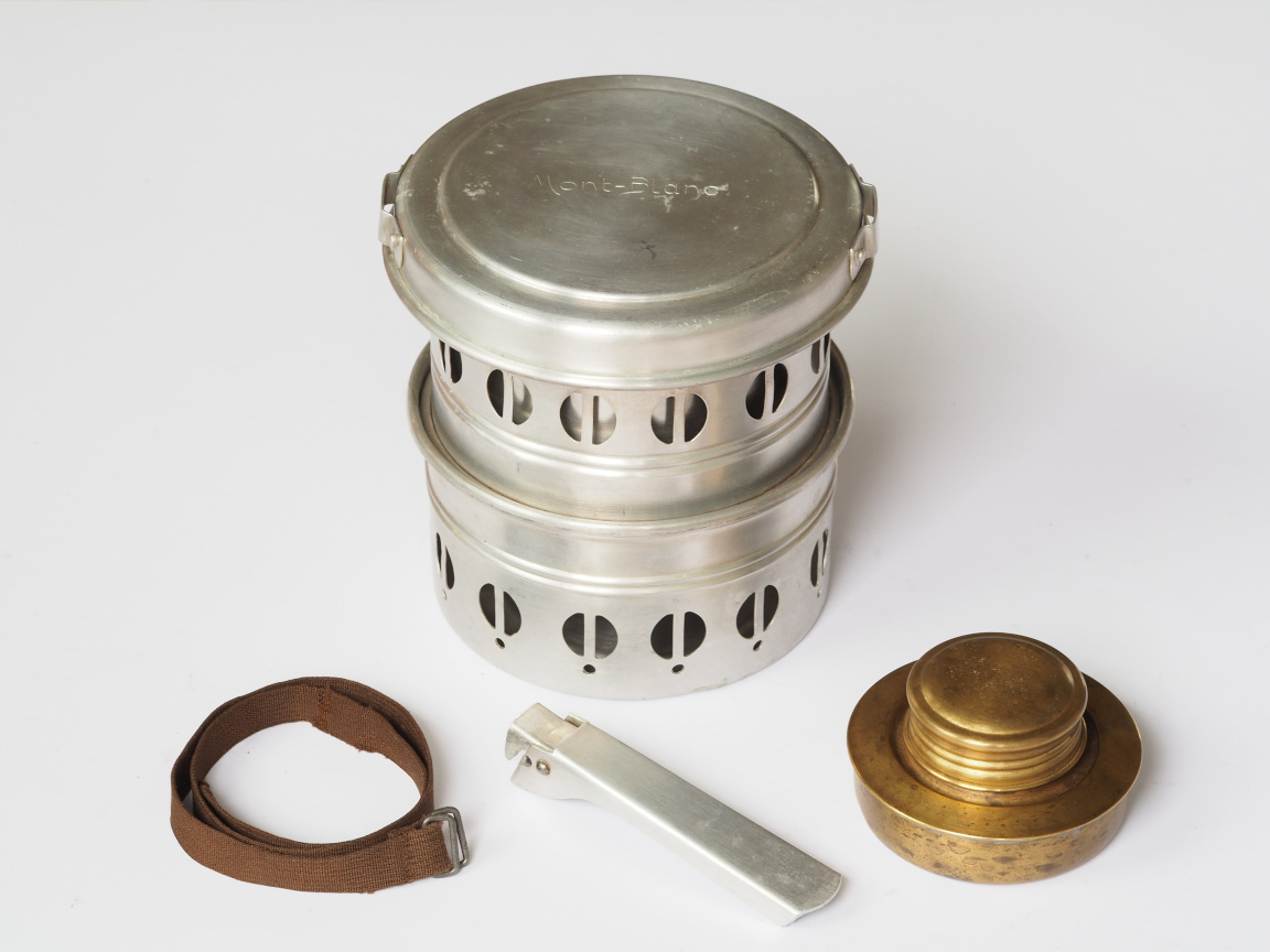 Mont-Blanc alcohol cook kit, small, by Gröninger, Switzerland | Classic ...