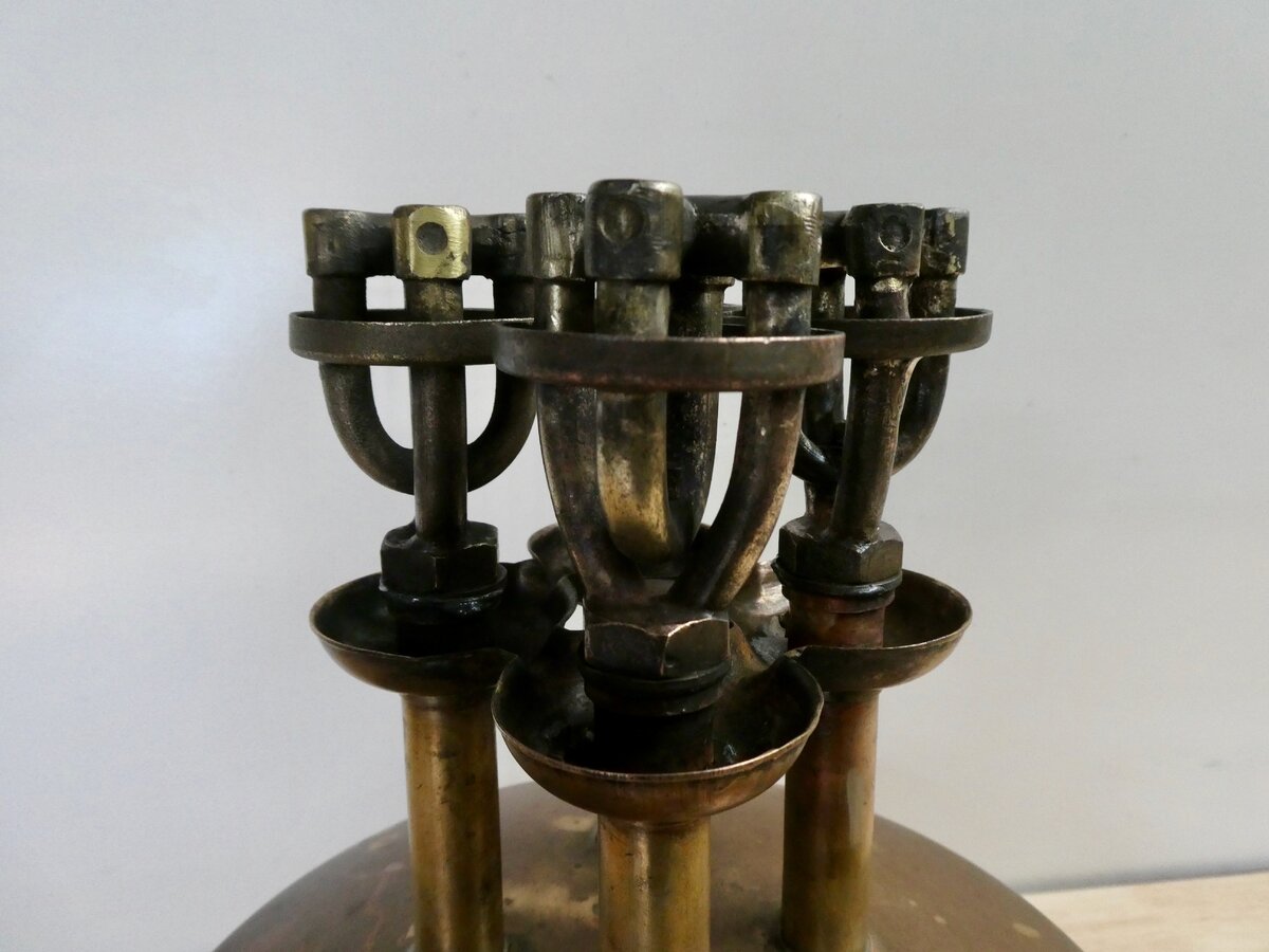 BA Hjorth & Co 4-burner Rocket Stove (1896 - 1898) | Classic Camp Stoves