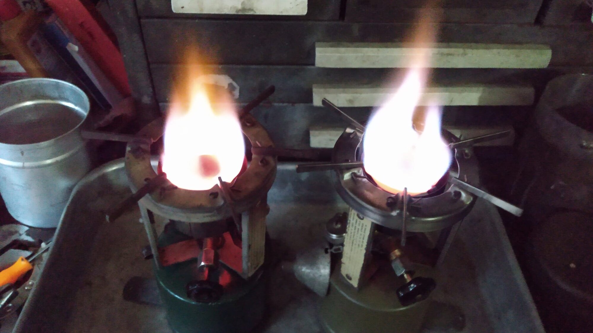 Coleman 520 (Civil defense) and AGM M1941 (steel tank) | Classic Camp ...